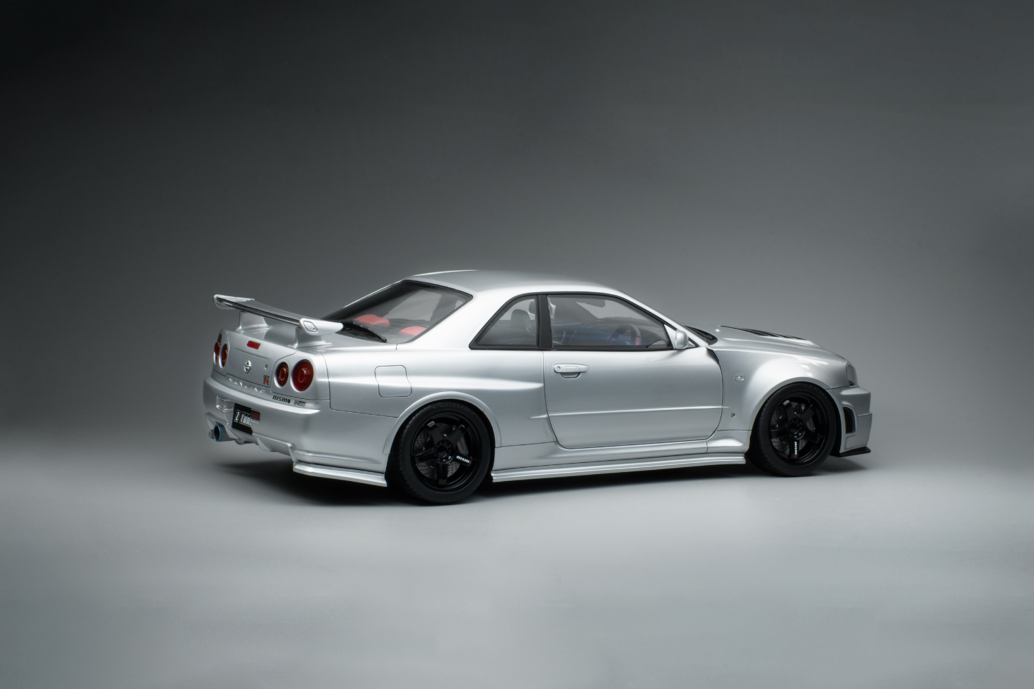 PopRace 1/12 Nissan GT-R Z Tune Silver With Engine – Toy Space